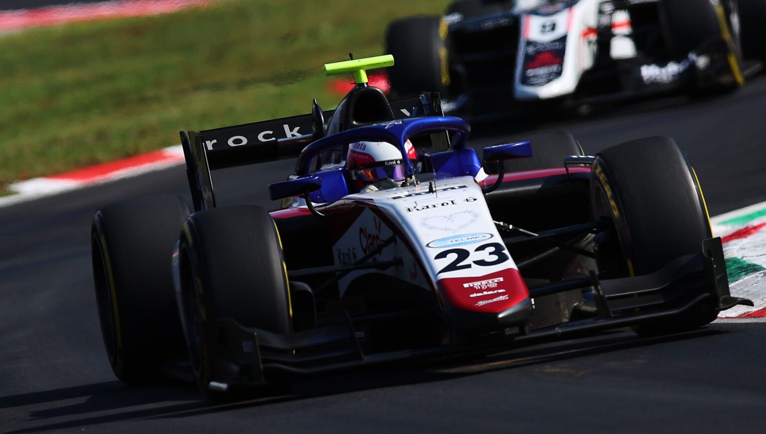 Tatiana Calderón corre la final de la F2 en Abu Dhabi